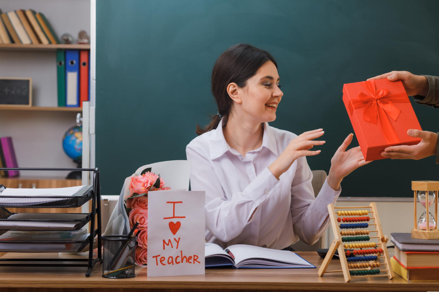 Thoughtful Valentine's Day Gift Ideas for Teachers – scribbledo.com